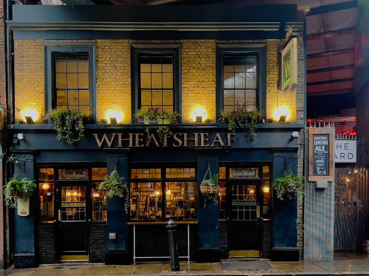 Food & Drinks - Wheatsheaf Borough